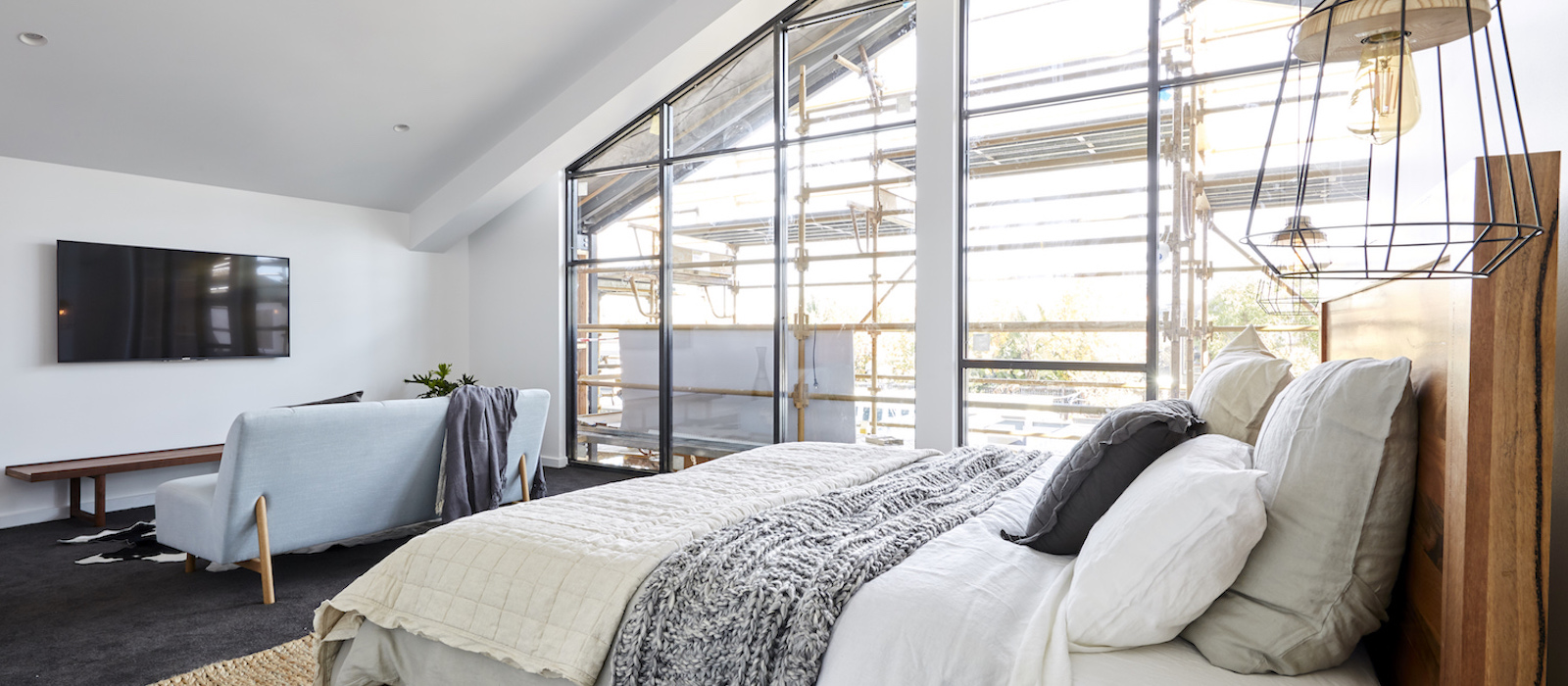 Majestic master bedrooms - Articles - Shaynna Blaze